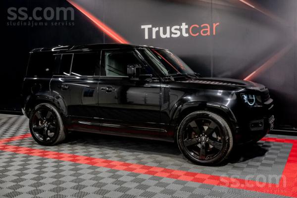 Land Rover Defender 2020 Tallina vietnē Melns Land Rover Defender 2020 Tallina, ar dzinēja tilpumu 2.00 L un nobraukumu 84 tūkst. km par 46500 €, foto 7 vietnē AUTOMOTO.COM.LV