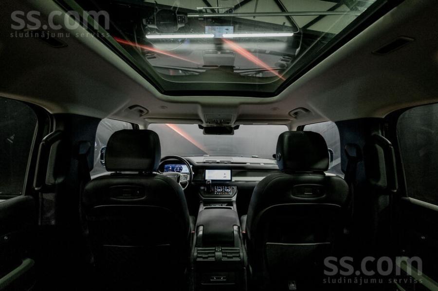 Melns Land Rover Defender 2020 Tallina, ar dzinēja tilpumu 2.00 L un nobraukumu 84 tūkst. km par 46500 €, foto 17 vietnē AUTOMOTO.COM.LV