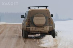 Blue Land Rover Defender 2021 in Riga, with an engine capacity of 3.00 L and mileage of 106 thousand km for 42500 €, photo 11 on AUTOMOTO.COM.LV