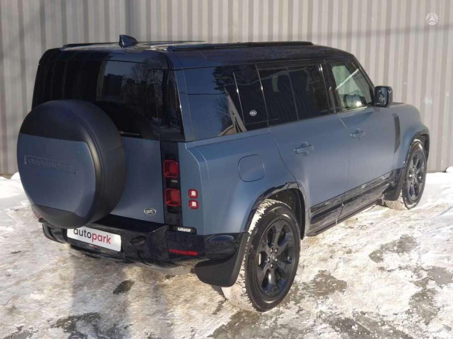 Zils Land Rover Defender 2022 Viļņa, ar dzinēja tilpumu 3.00 L un nobraukumu 47 tūkst. km par 74900 €, foto 3 vietnē AUTOMOTO.COM.LV
