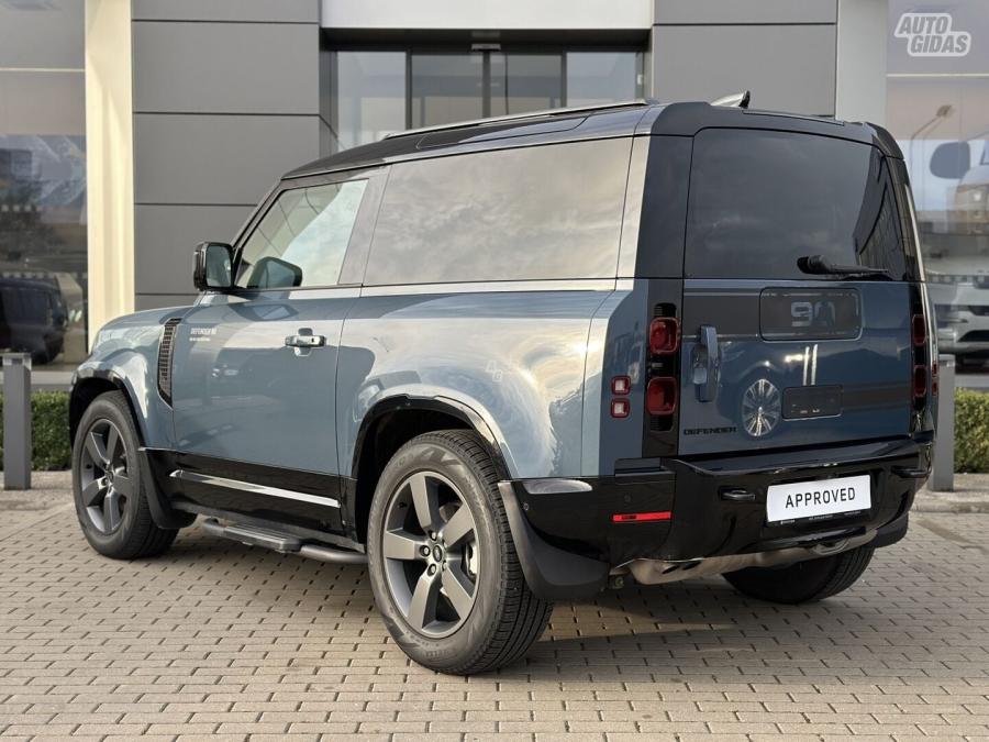 Blue Land Rover Defender 2025 in Vilnius, with an engine capacity of 3.00 L and mileage of 16 thousand km for 77000 €, photo 6 on AUTOMOTO.COM.LV