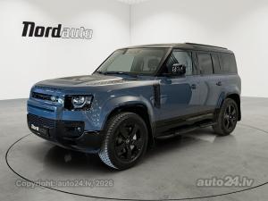 Zils Land Rover Defender 2025 Tallina, ar dzinēja tilpumu 3.00 L un nobraukumu 25 tūkst. km par 77900 €, foto  vietnē AUTOMOTO.COM.LV