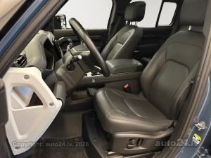 Zils Land Rover Defender 2025 Tallina, ar dzinēja tilpumu 3.00 L un nobraukumu 25 tūkst. km par 77900 €, foto 11 vietnē AUTOMOTO.COM.LV