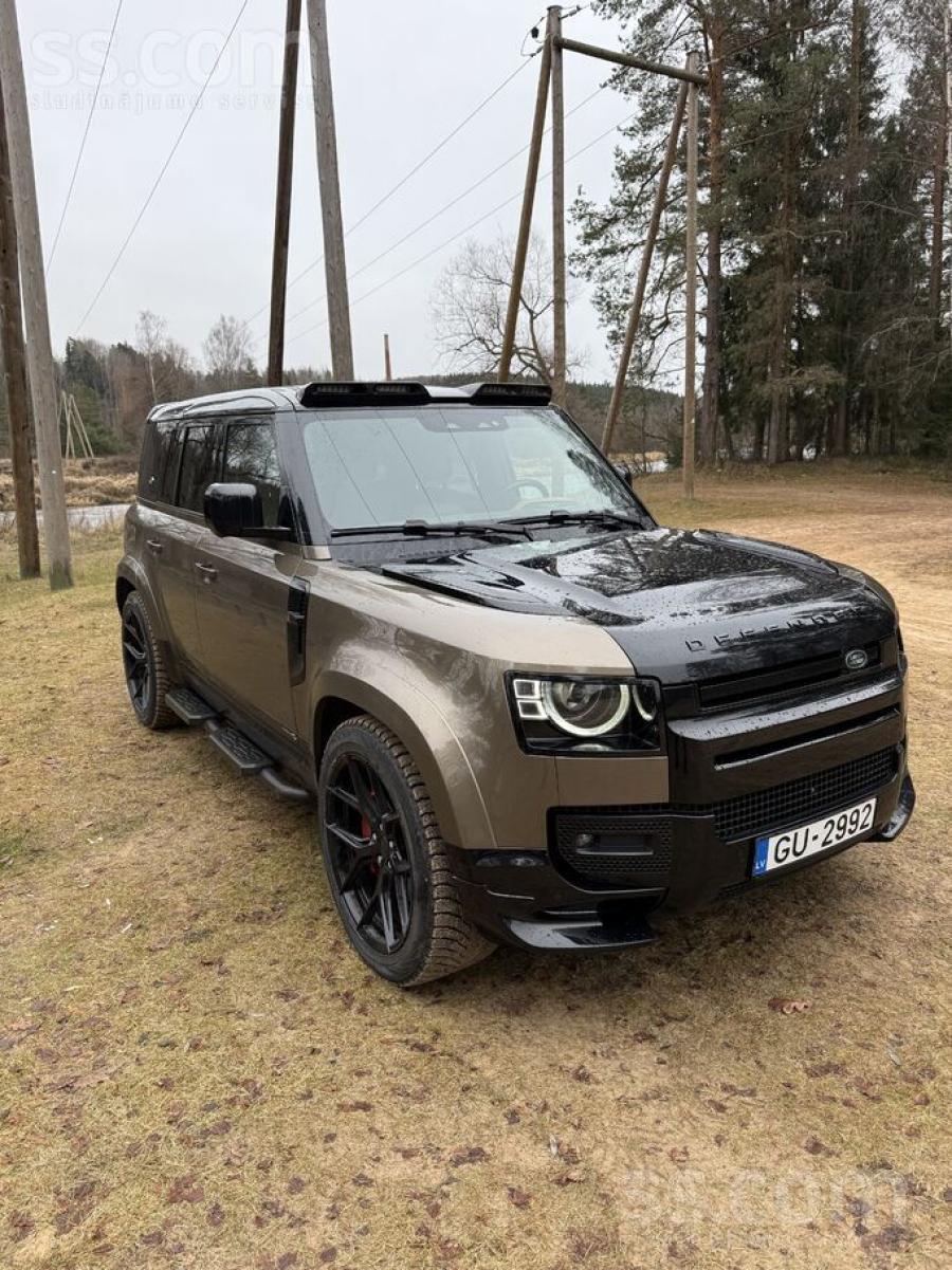 Brūns Land Rover Defender 2021 Preiļi, ar dzinēja tilpumu 3.00 L un nobraukumu 160 tūkst. km par 66450 €, foto 11 vietnē AUTOMOTO.COM.LV
