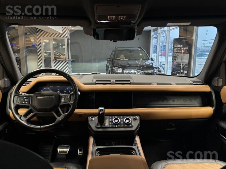 Brūns Land Rover Defender 2021 Rīga, ar dzinēja tilpumu 3.00 L un nobraukumu 167 tūkst. km par 59990 €, foto 16 vietnē AUTOMOTO.COM.LV