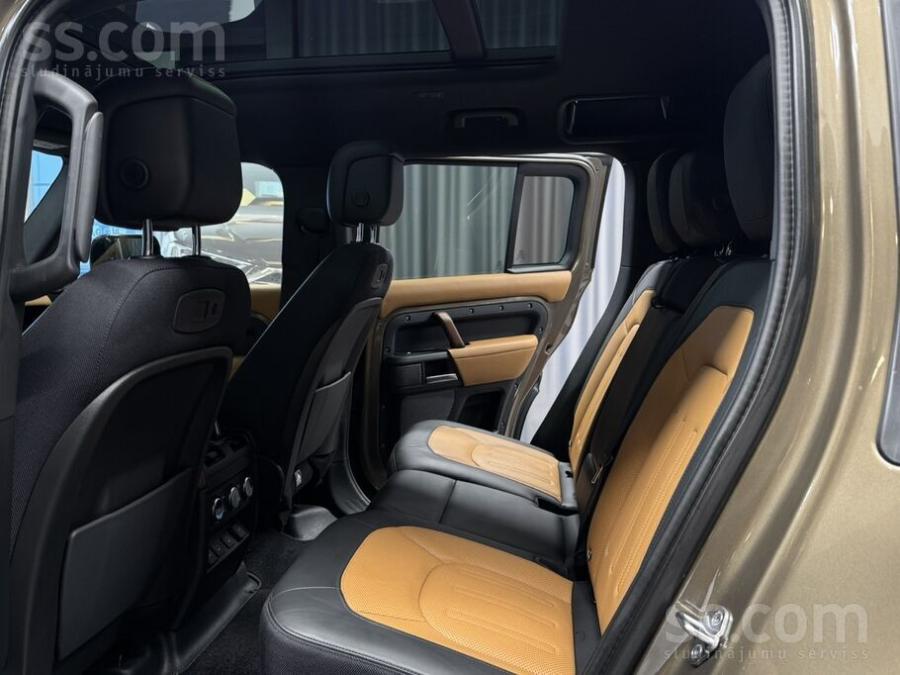 Brūns Land Rover Defender 2021 Rīga, ar dzinēja tilpumu 3.00 L un nobraukumu 167 tūkst. km par 59990 €, foto 29 vietnē AUTOMOTO.COM.LV