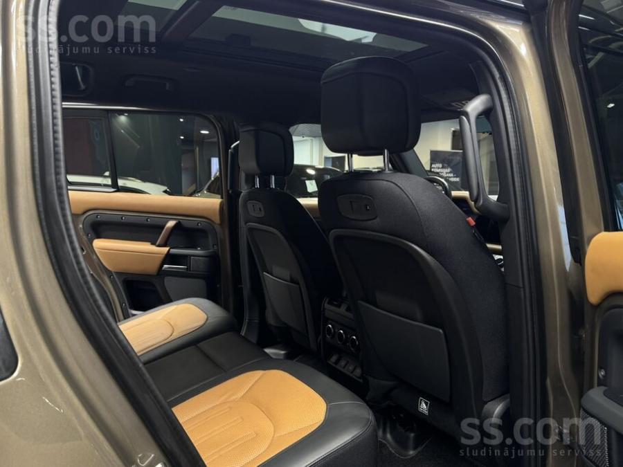 Brūns Land Rover Defender 2021 Rīga, ar dzinēja tilpumu 3.00 L un nobraukumu 167 tūkst. km par 59990 €, foto 30 vietnē AUTOMOTO.COM.LV