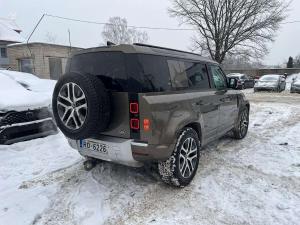 Brūns Land Rover Defender 2022 Kauņa, ar dzinēja tilpumu 3.00 L un nobraukumu 60 tūkst. km par 44900 €, foto 4 vietnē AUTOMOTO.COM.LV