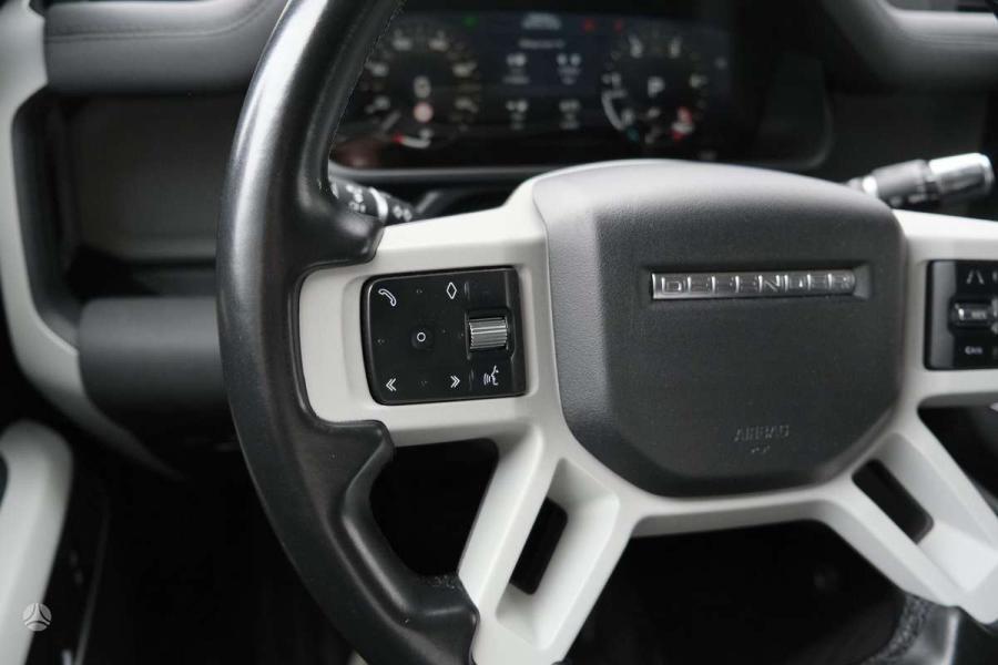 Brūns Land Rover Defender 2022 Viļņa, ar dzinēja tilpumu 3.00 L un nobraukumu 137 tūkst. km par 46950 €, foto 23 vietnē AUTOMOTO.COM.LV