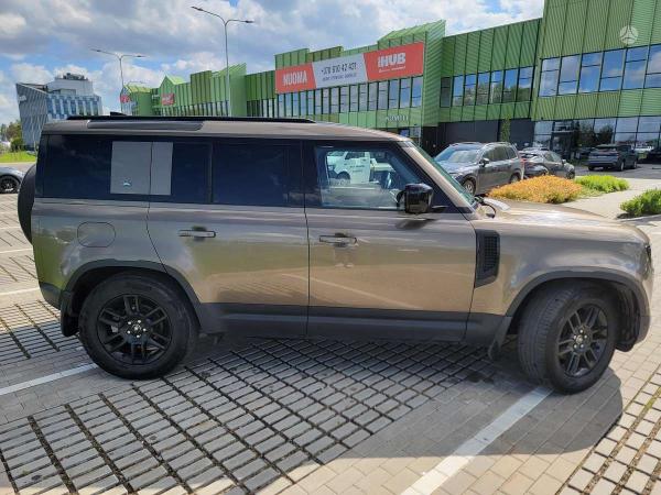 Brown Land Rover Defender 2022 in Vilnius, with an engine capacity of 3.00 L and mileage of 95 thousand km for 44900 €, photo 6 on AUTOMOTO.COM.LV