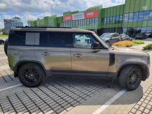 Brūns Land Rover Defender 2022 Viļņa, ar dzinēja tilpumu 3.00 L un nobraukumu 95 tūkst. km par 44900 €, foto 6 vietnē AUTOMOTO.COM.LV