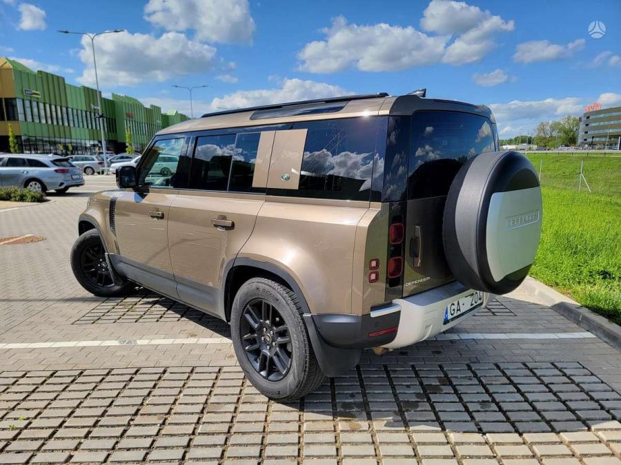 Brūns Land Rover Defender 2022 Viļņa, ar dzinēja tilpumu 3.00 L un nobraukumu 95 tūkst. km par 44900 €, foto 8 vietnē AUTOMOTO.COM.LV