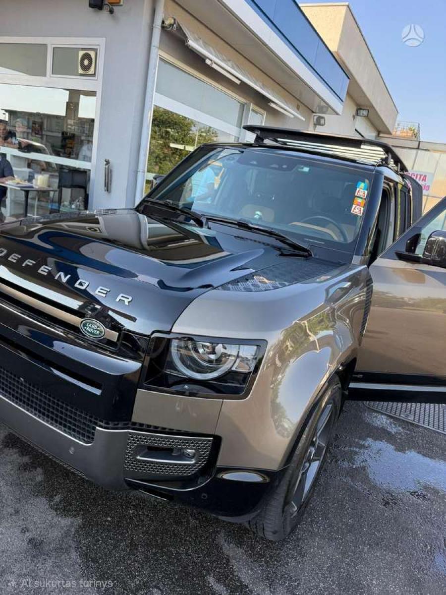 Brown Land Rover Defender 2024 in Siauliai, with an engine capacity of 3.00 L and mileage of 125 thousand km for 68000 €, photo 8 on AUTOMOTO.COM.LV