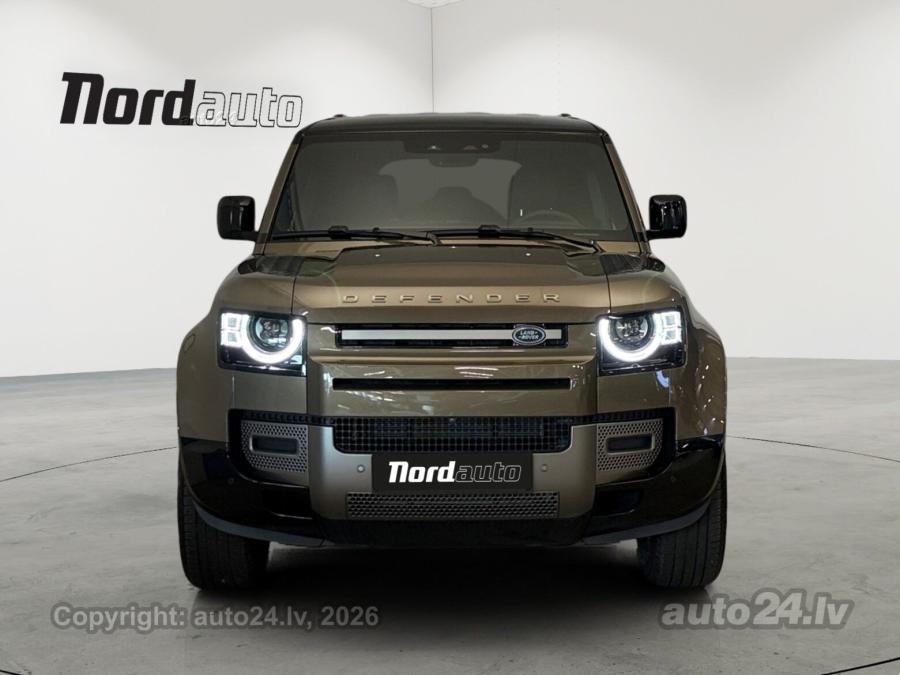 Brūns Land Rover Defender 2025 Tallina, ar dzinēja tilpumu 3.00 L un nobraukumu 19 tūkst. km par 71900 €, foto 4 vietnē AUTOMOTO.COM.LV