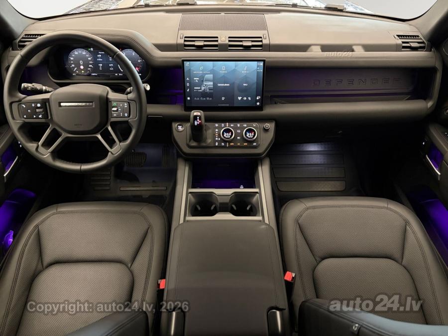 Brūns Land Rover Defender 2025 Tallina, ar dzinēja tilpumu 3.00 L un nobraukumu 19 tūkst. km par 71900 €, foto 8 vietnē AUTOMOTO.COM.LV