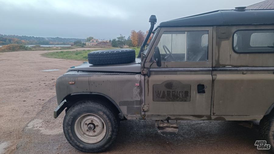 Land Rover Defender 1974 in Kaunas, with an engine capacity of 2.40 L and mileage of 90 thousand km for 4500 €, photo 1 on AUTOMOTO.COM.LV
