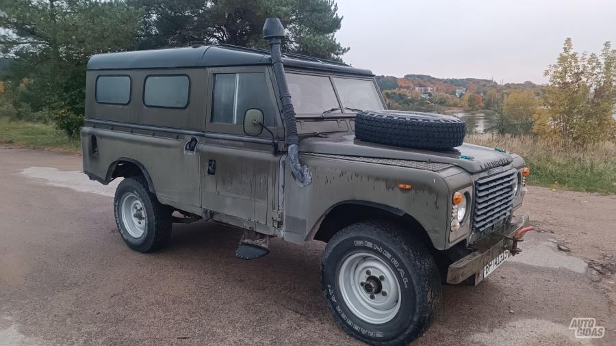 Land Rover Defender 1974 in Kaunas, with an engine capacity of 2.40 L and mileage of 90 thousand km for 4500 €, photo 5 on AUTOMOTO.COM.LV