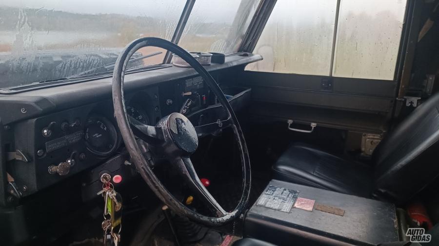 Land Rover Defender 1974 in Kaunas, with an engine capacity of 2.40 L and mileage of 90 thousand km for 4500 €, photo 7 on AUTOMOTO.COM.LV