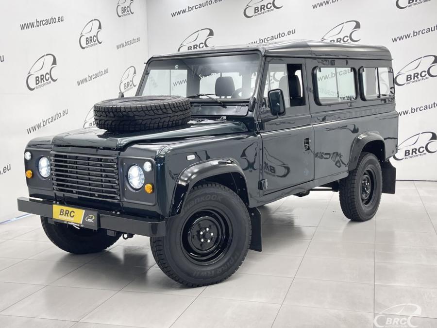 Land Rover Defender 1996 in Vilnius, with an engine capacity of 0.00 L and mileage of 100 thousand km for 49900 €, photo 1 on AUTOMOTO.COM.LV