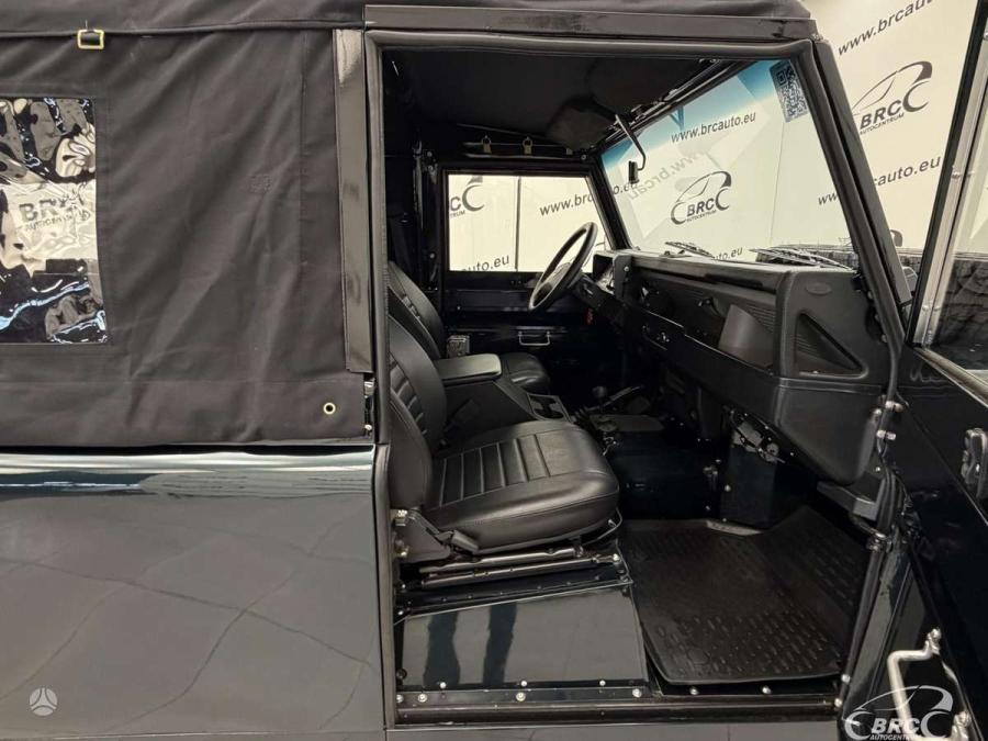 Land Rover Defender 1996 Viļņa, ar dzinēja tilpumu 0.00 L un nobraukumu 0 tūkst. km par 39900 €, foto 6 vietnē AUTOMOTO.COM.LV