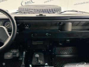 Land Rover Defender 1996 Viļņa, ar dzinēja tilpumu 0.00 L un nobraukumu 0 tūkst. km par 39900 €, foto 13 vietnē AUTOMOTO.COM.LV