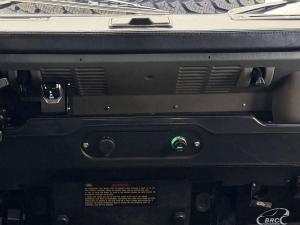Land Rover Defender 1996 Viļņa, ar dzinēja tilpumu 0.00 L un nobraukumu 0 tūkst. km par 39900 €, foto 14 vietnē AUTOMOTO.COM.LV