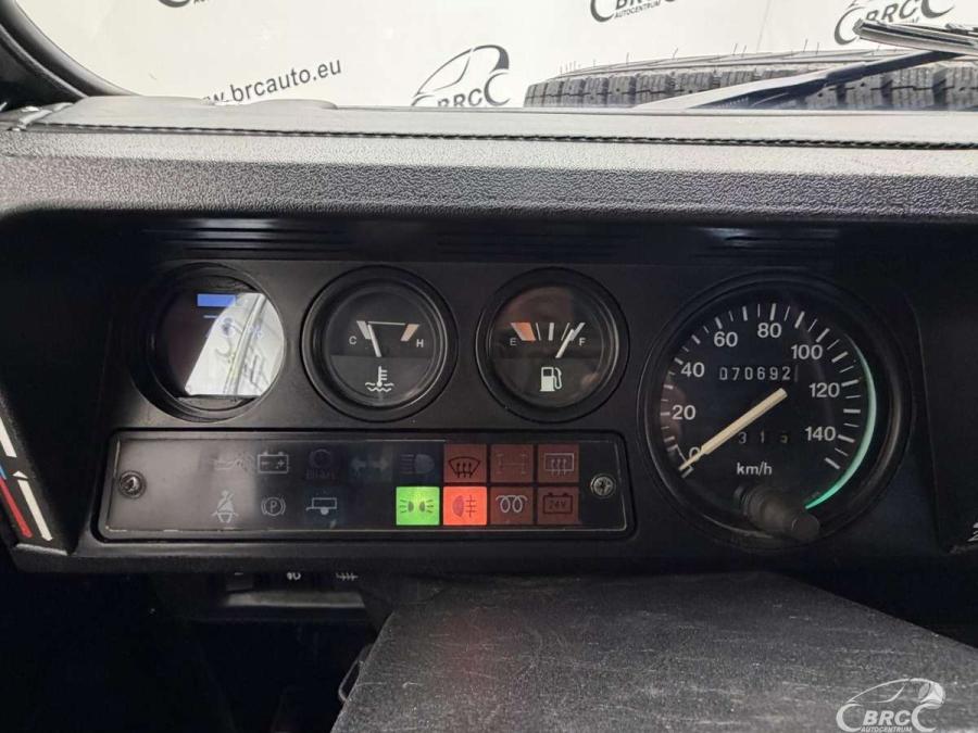 Land Rover Defender 1996 Viļņa, ar dzinēja tilpumu 0.00 L un nobraukumu 0 tūkst. km par 39900 €, foto 30 vietnē AUTOMOTO.COM.LV