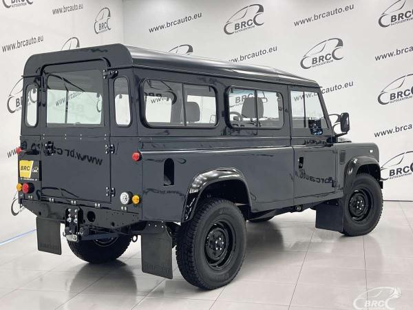 Land Rover Defender 1997 Viļņa, ar dzinēja tilpumu 0.00 L un nobraukumu 70 tūkst. km par 49900 €, foto 3 vietnē AUTOMOTO.COM.LV