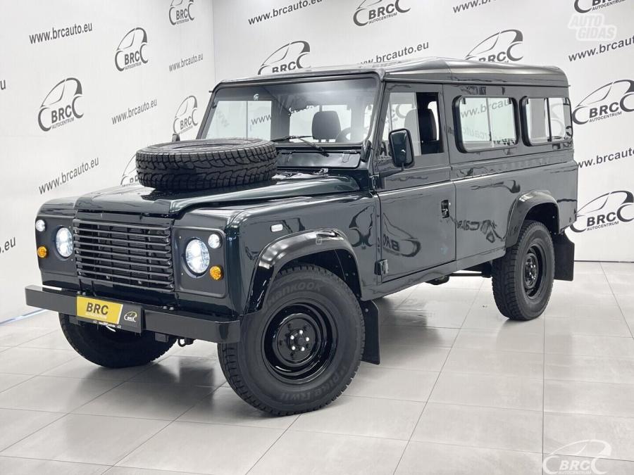 Land Rover Defender 1997 Avižieniai, ar dzinēja tilpumu 0.00 L un nobraukumu 70 tūkst. km par 49900 €, foto 1 vietnē AUTOMOTO.COM.LV