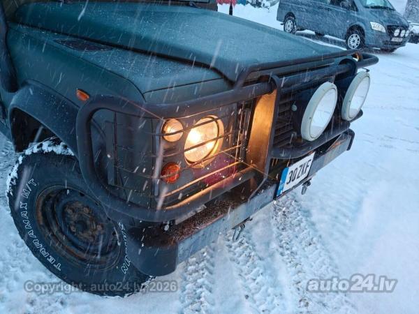 Land Rover Defender 1998 Tallina, ar dzinēja tilpumu 2.50 L un nobraukumu 606 tūkst. km par 14500 €, foto 2 vietnē AUTOMOTO.COM.LV
