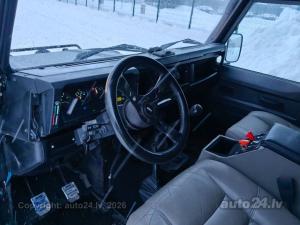 Land Rover Defender 1998 Tallina, ar dzinēja tilpumu 2.50 L un nobraukumu 606 tūkst. km par 14500 €, foto 7 vietnē AUTOMOTO.COM.LV