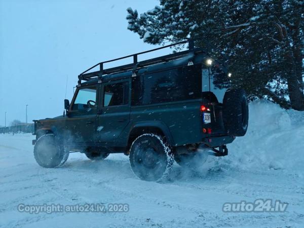 Land Rover Defender 1998 Tallina, ar dzinēja tilpumu 2.50 L un nobraukumu 606 tūkst. km par 14500 €, foto 9 vietnē AUTOMOTO.COM.LV
