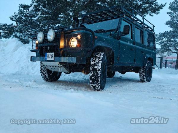 Land Rover Defender 1998 Tallina, ar dzinēja tilpumu 2.50 L un nobraukumu 606 tūkst. km par 14500 €, foto 11 vietnē AUTOMOTO.COM.LV
