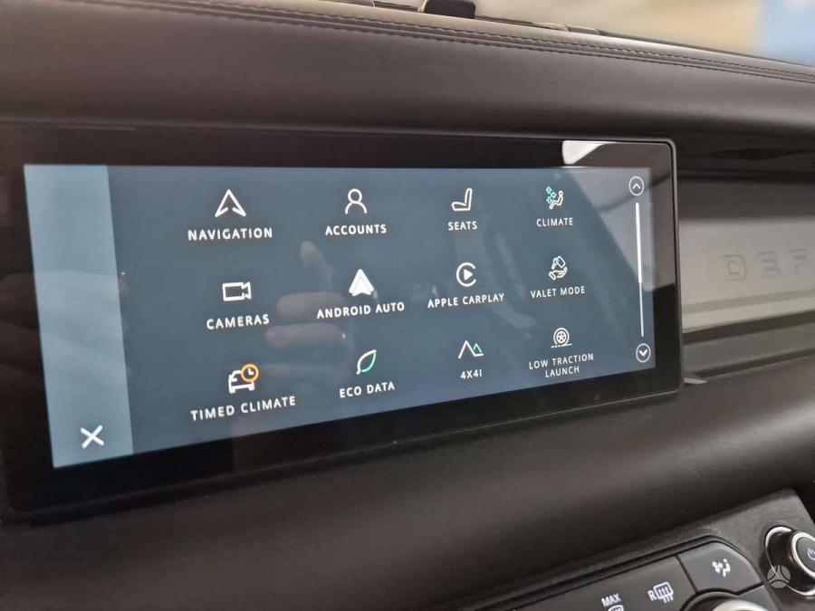 Land Rover Defender 2021 Viļņa, ar dzinēja tilpumu 3.00 L un nobraukumu 158 tūkst. km par 40000 €, foto 23 vietnē AUTOMOTO.COM.LV