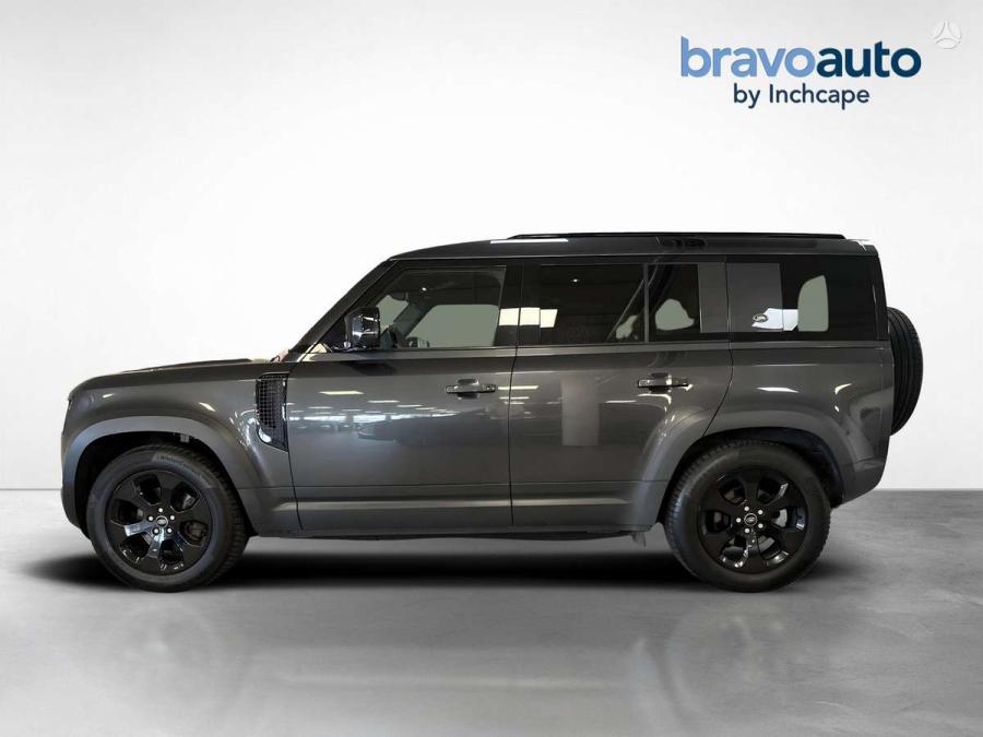 Land Rover Defender 2021 in Vilnius, with an engine capacity of 3.00 L and mileage of 167 thousand km for 40000 €, photo 3 on AUTOMOTO.COM.LV