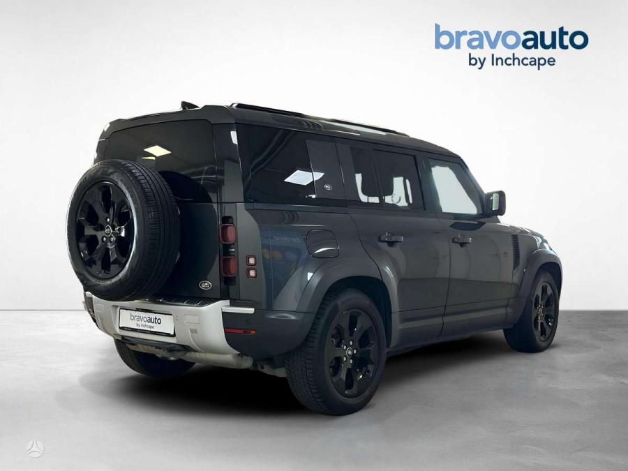 Land Rover Defender 2021 in Vilnius, with an engine capacity of 3.00 L and mileage of 167 thousand km for 40000 €, photo 6 on AUTOMOTO.COM.LV