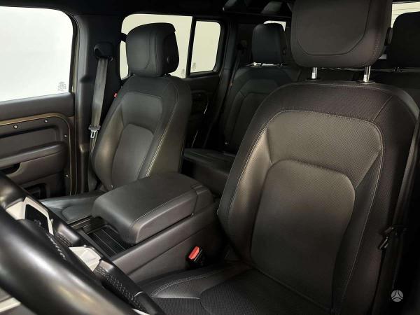 Land Rover Defender 2022 Viļņa, ar dzinēja tilpumu 3.00 L un nobraukumu 103 tūkst. km par 57000 €, foto 11 vietnē AUTOMOTO.COM.LV