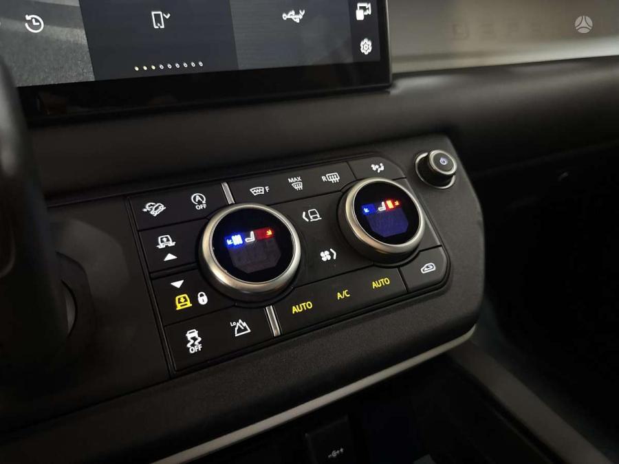 Land Rover Defender 2022 Viļņa, ar dzinēja tilpumu 3.00 L un nobraukumu 103 tūkst. km par 57000 €, foto 19 vietnē AUTOMOTO.COM.LV