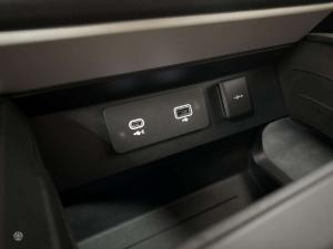 Land Rover Defender 2022 Viļņa, ar dzinēja tilpumu 3.00 L un nobraukumu 103 tūkst. km par 57000 €, foto 23 vietnē AUTOMOTO.COM.LV