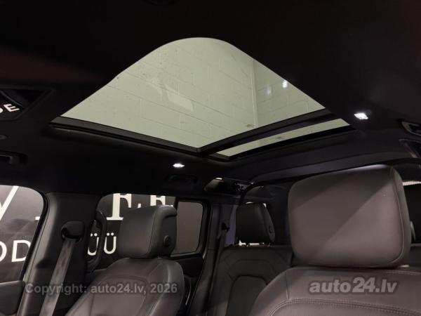 Land Rover Defender 2024 Tallina, ar dzinēja tilpumu 3.00 L un nobraukumu 39 tūkst. km par 79995 €, foto 11 vietnē AUTOMOTO.COM.LV