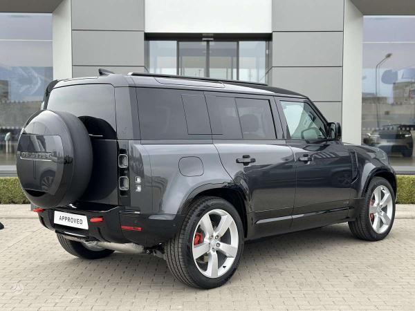 Land Rover Defender 2025 in Vilnius, with an engine capacity of 3.00 L and mileage of 20 thousand km for 90500 €, photo 6 on AUTOMOTO.COM.LV