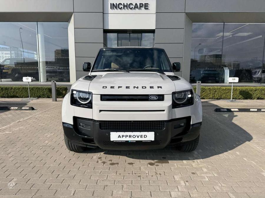 Land Rover Defender 2026 in Vilnius, with an engine capacity of 3.00 L and mileage of 14 thousand km for 81600 €, photo 3 on AUTOMOTO.COM.LV