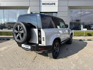 Land Rover Defender 2026 in Vilnius, with an engine capacity of 3.00 L and mileage of 14 thousand km for 81600 €, photo 5 on AUTOMOTO.COM.LV