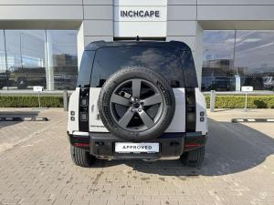 Land Rover Defender 2026 in Vilnius, with an engine capacity of 3.00 L and mileage of 14 thousand km for 81600 €, photo 6 on AUTOMOTO.COM.LV