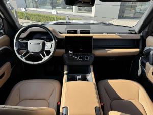Land Rover Defender 2026 in Vilnius, with an engine capacity of 3.00 L and mileage of 14 thousand km for 81600 €, photo 8 on AUTOMOTO.COM.LV