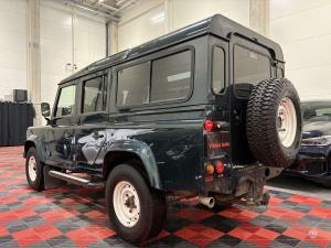 Zaļš Land Rover Defender 2013 Viļņa, ar dzinēja tilpumu 2.20 L un nobraukumu 148 tūkst. km par 37499 €, foto 7 vietnē AUTOMOTO.COM.LV