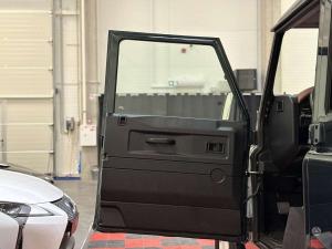 Zaļš Land Rover Defender 2013 Viļņa, ar dzinēja tilpumu 2.20 L un nobraukumu 148 tūkst. km par 37499 €, foto 12 vietnē AUTOMOTO.COM.LV