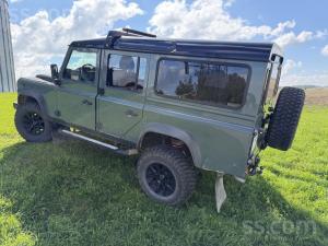 Green Land Rover Defender 2013 in Liepaja, with an engine capacity of 2.20 L and mileage of 213 thousand km for 31000 €, photo  on AUTOMOTO.COM.LV