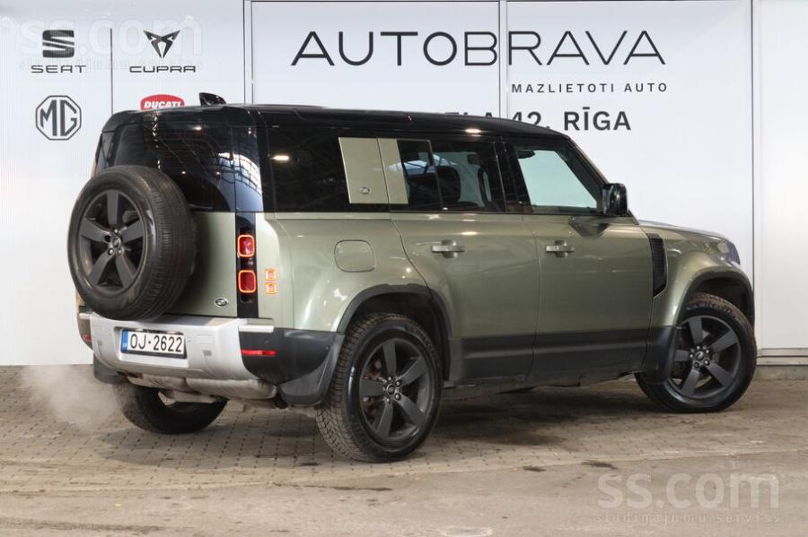 Green Land Rover Defender 2020 in Riga, with an engine capacity of 3.00 L and mileage of 192 thousand km for 39900 €, photo 6 on AUTOMOTO.COM.LV