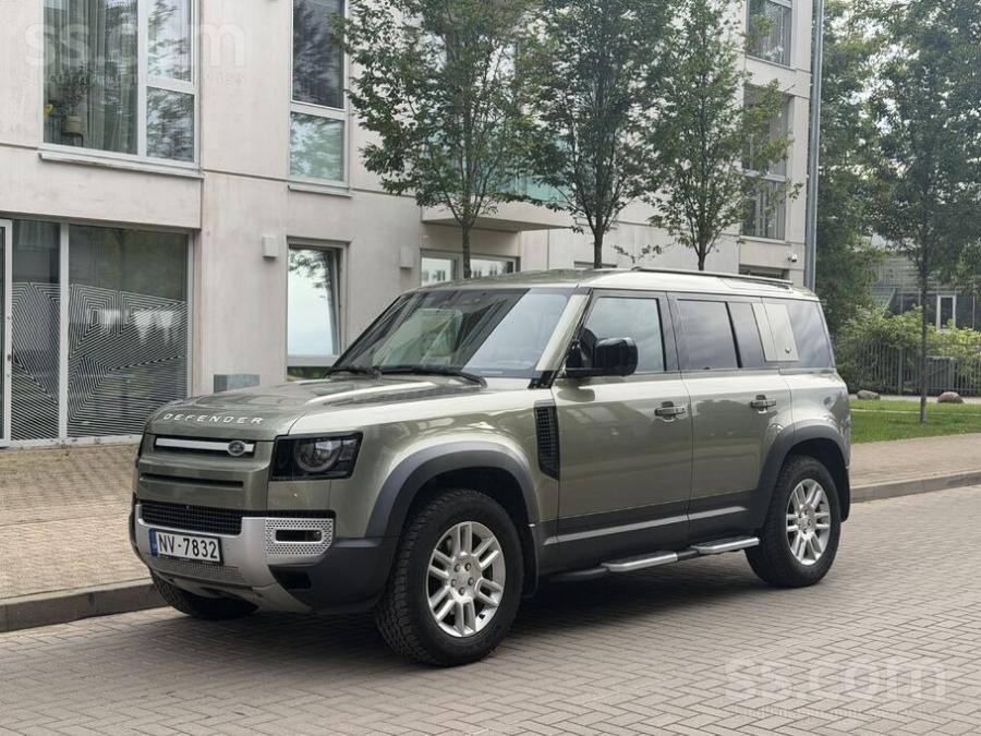 Zaļš Land Rover Defender 2021 Rīga, ar dzinēja tilpumu 3.00 L un nobraukumu 118 tūkst. km par 44890 €, foto 1 vietnē AUTOMOTO.COM.LV
